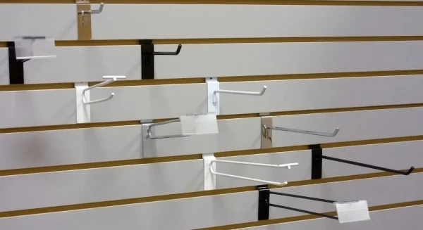 Tablero ranurado slotwall - Don Américo